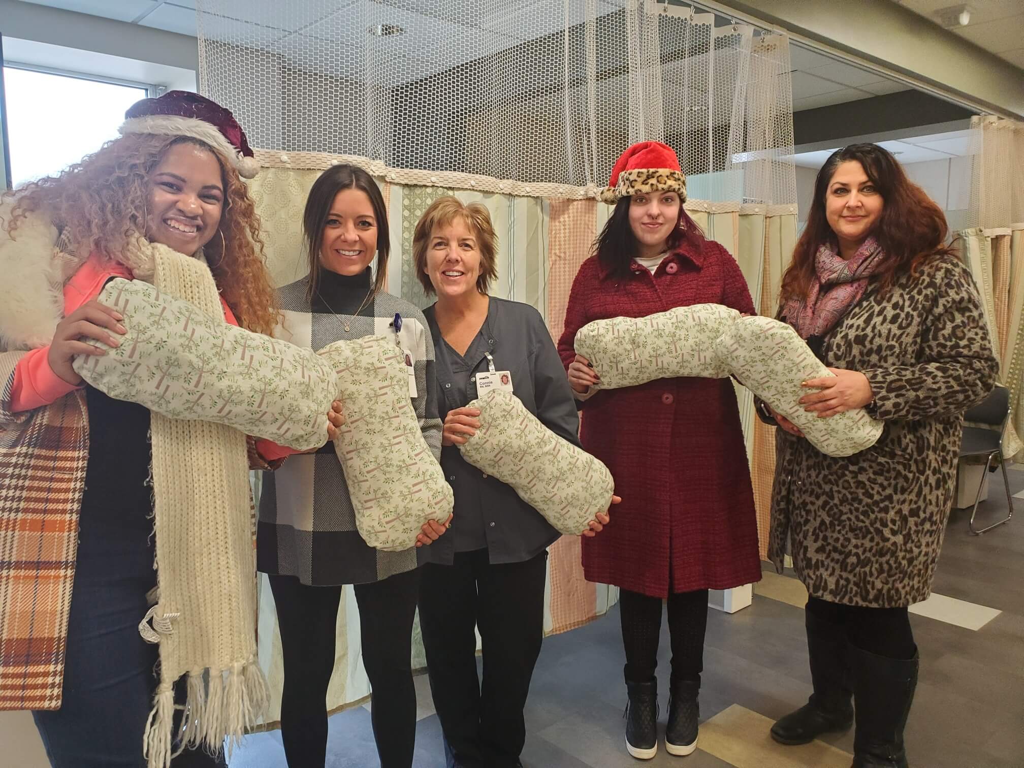 WIU Theatre and Dance Department Costume Construction Class Donated 14 ...